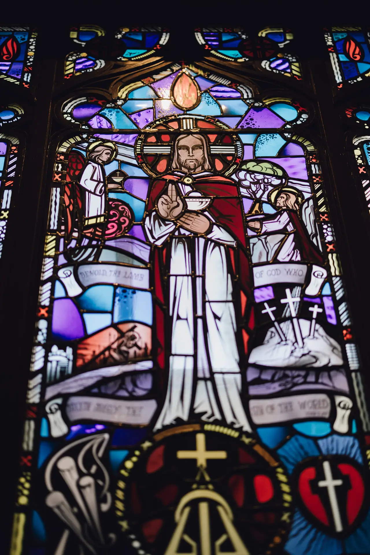 Stained-Glass | Diamond Lake Lutheran Church